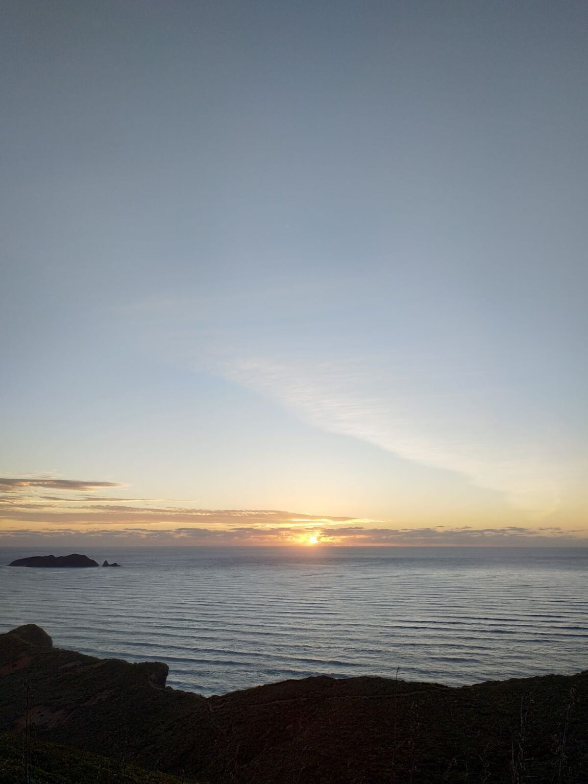 A Guide To The Gorgeous Cape Reinga (Te Rerenga Wairua) in New Zealand ...
